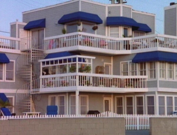 Beverly Hills, 90210 at 3500 The Strand (beachhouse) - filming location